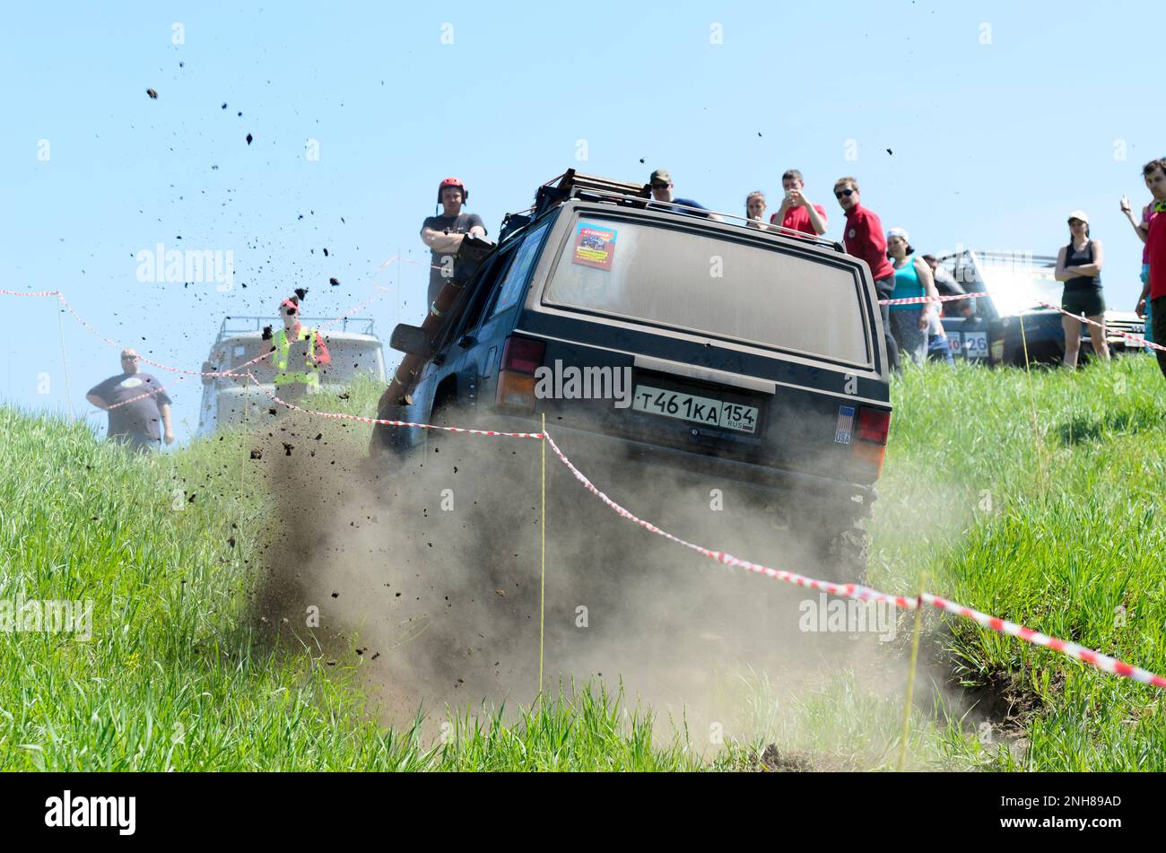 Dust trail from rally car hi-res stock photography and images - Alamy
