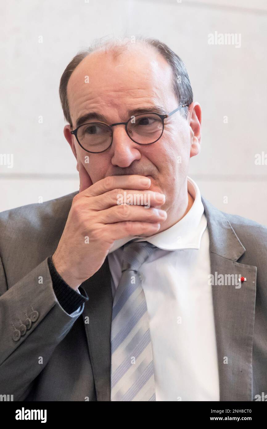 Agents de sécurité hi-res stock photography and images - Alamy