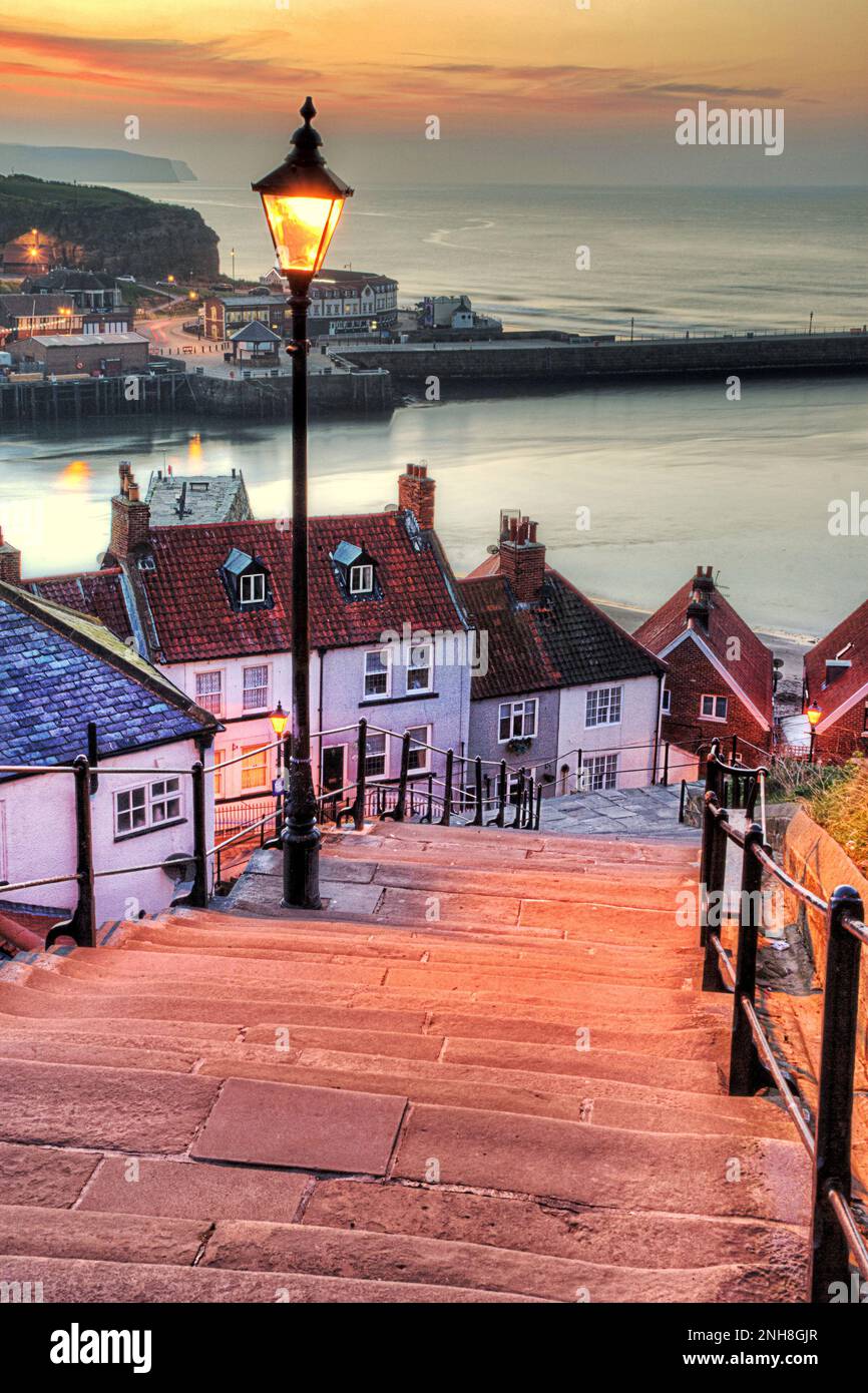 Looking back to harbour area whitby hi-res stock photography and images ...