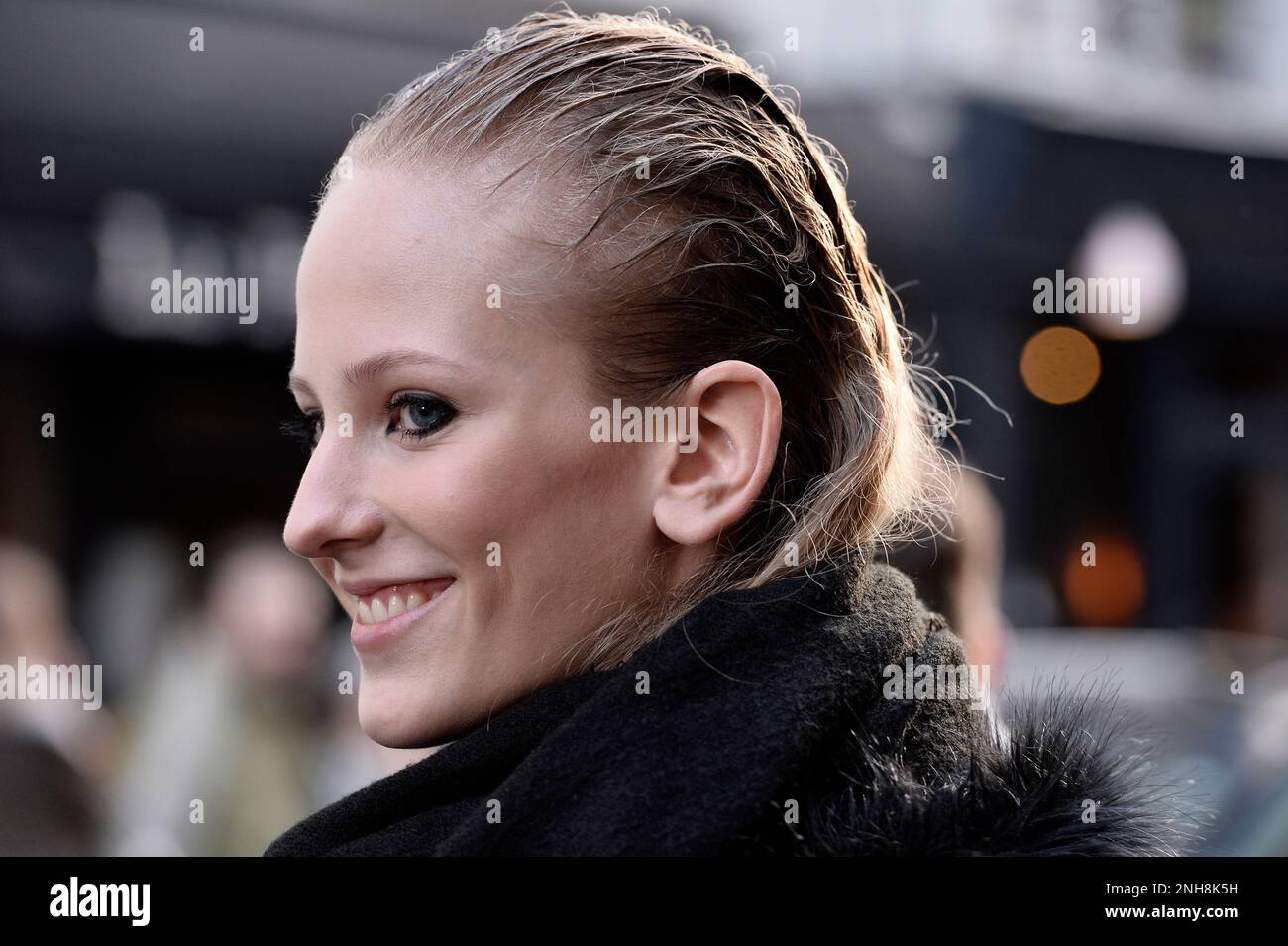 Model off duty at PFW - Street Style at Paris Fashion Week - Paris ...