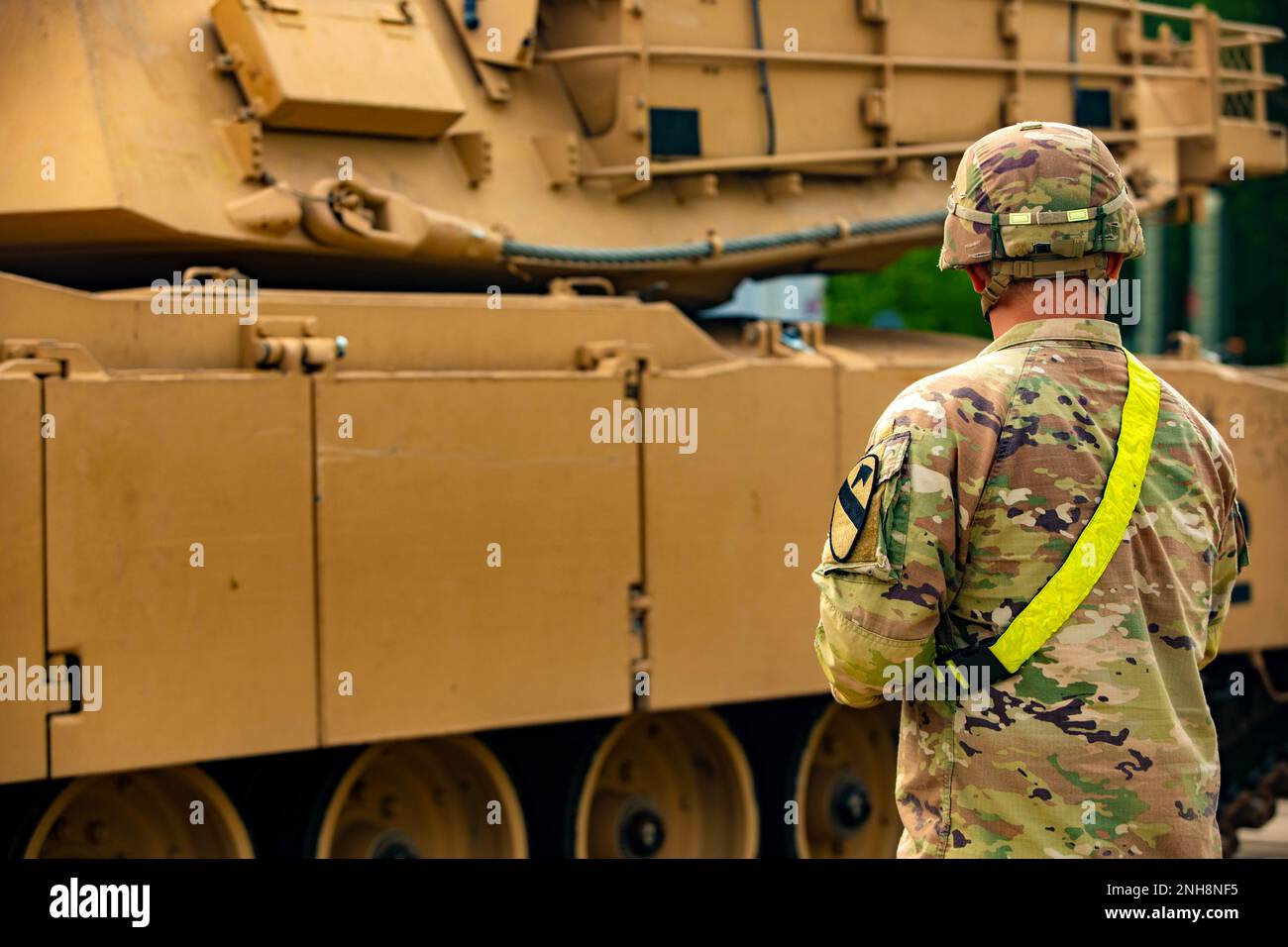 U.S. Army soldier assigned to the 3rd Armored Brigade Combat Team, 1st ...