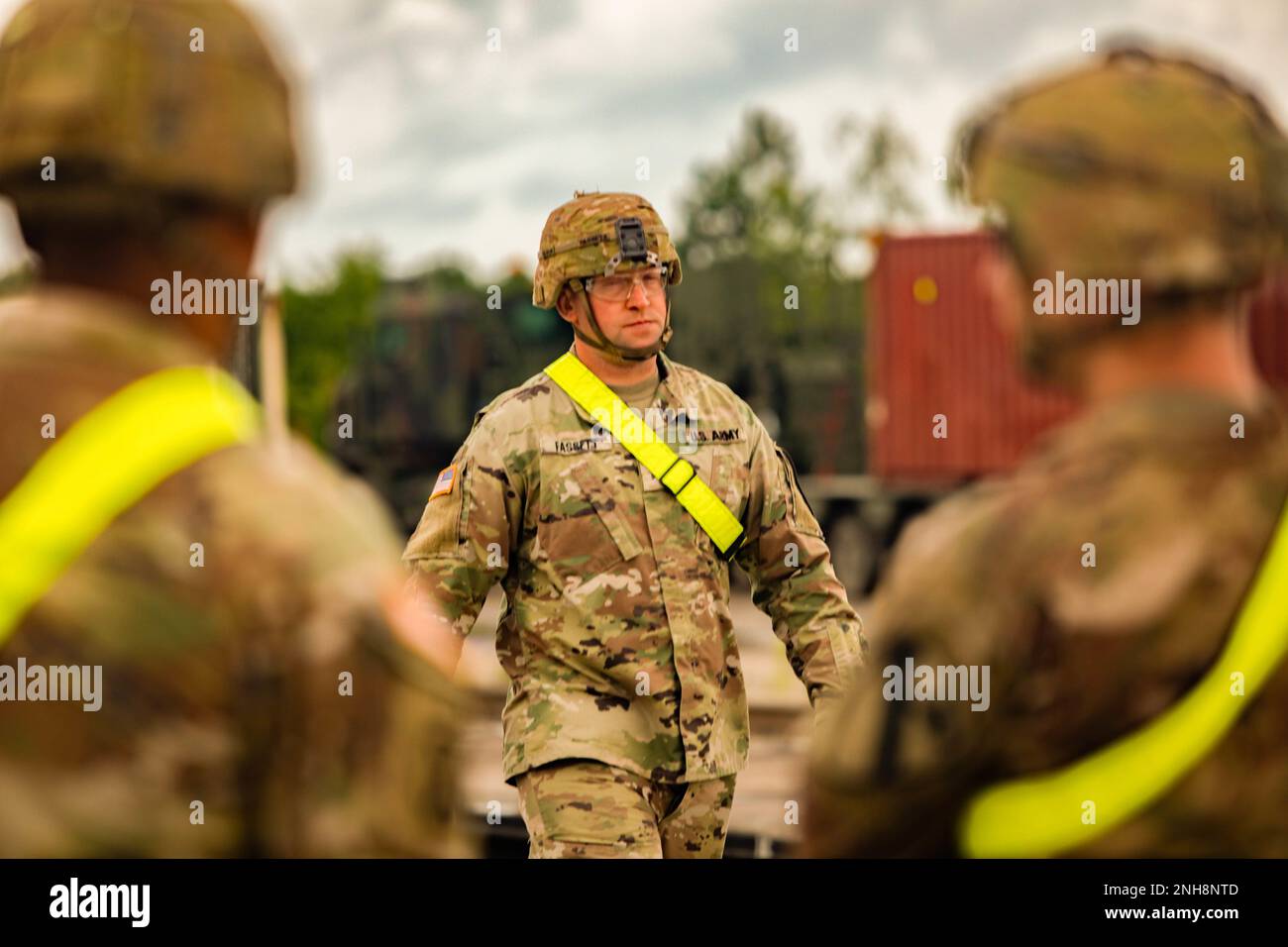 U.S. Army soldier assigned to the 3rd Armored Brigade Combat Team, 1st ...