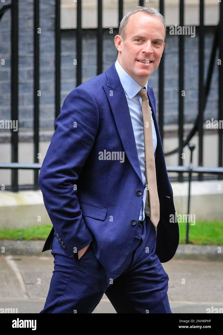 Dominic raab mp hi-res stock photography and images - Alamy
