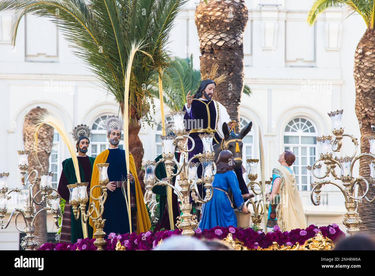 Holy Week procession of Badajoz and the Holy Christ of Peace and Our ...