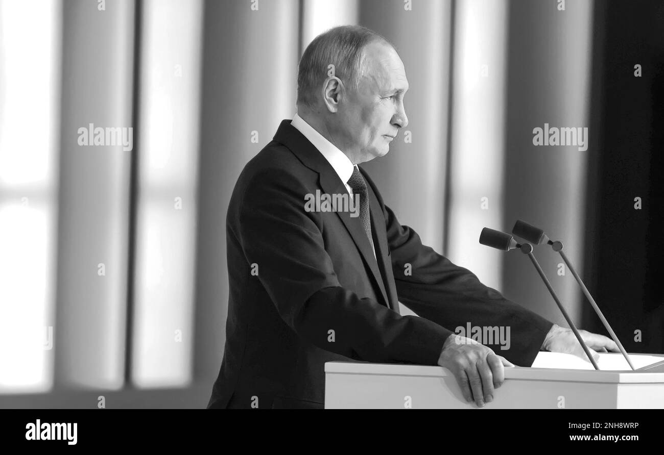 Russian President Vladimir Putin gives his annual "State of the State ...