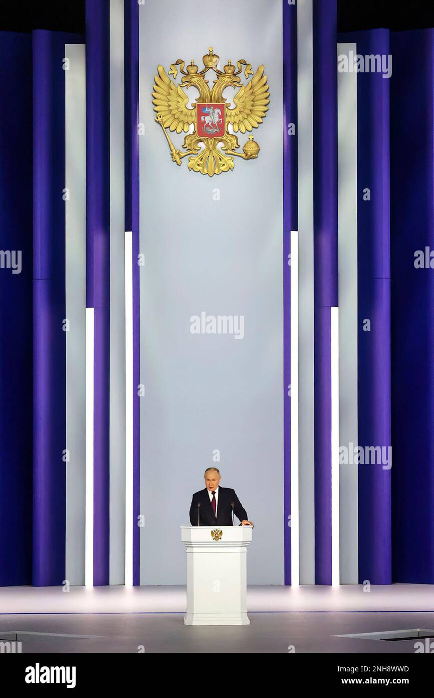 Russian President Vladimir Putin gives his annual "State of the State ...