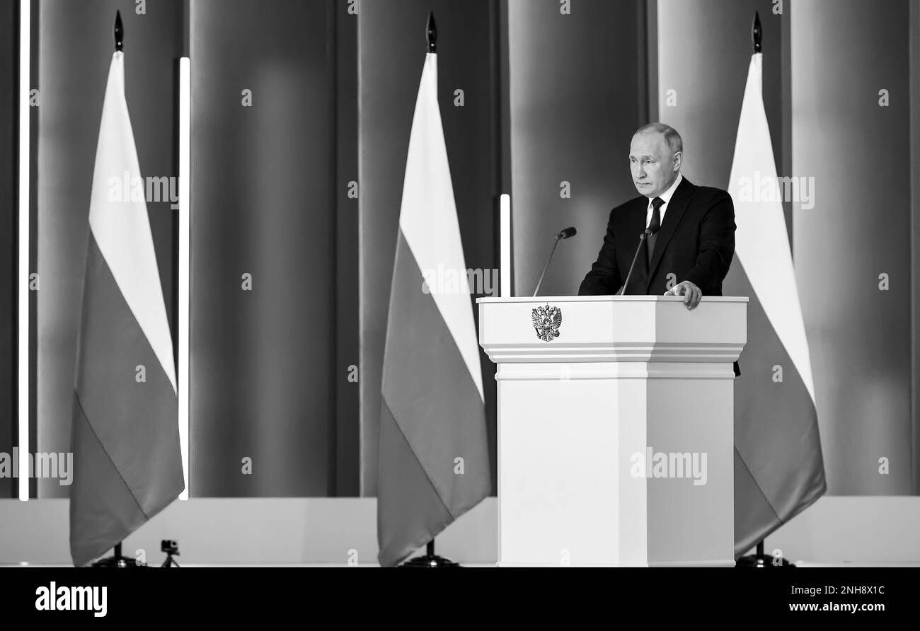 Russian President Vladimir Putin gives his annual "State of the State ...