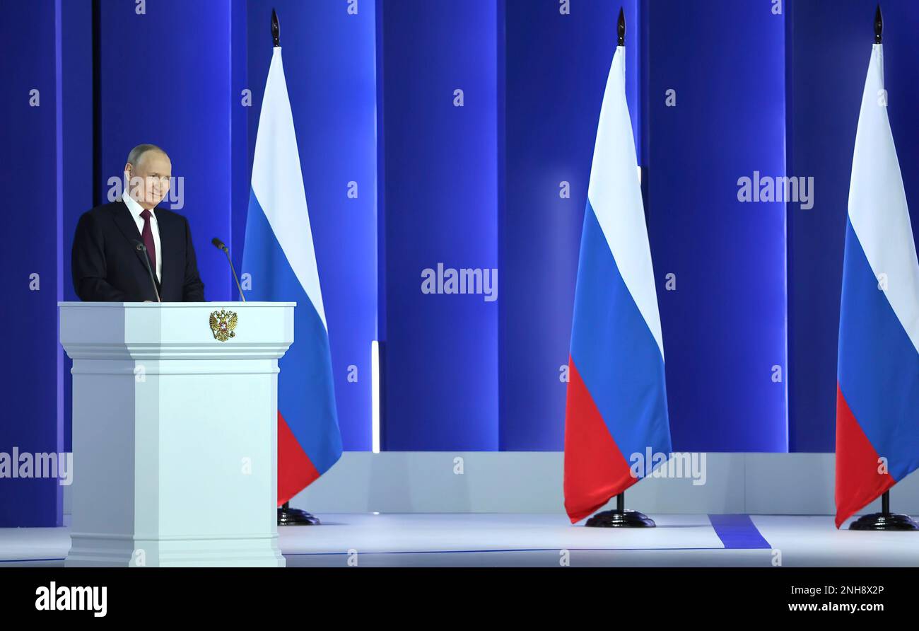 Russian President Vladimir Putin gives his annual "State of the State ...
