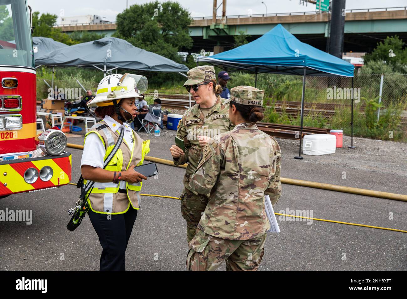 Lisa forrest hi-res stock photography and images - Alamy