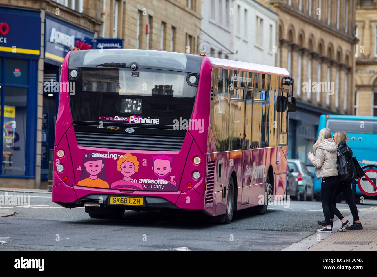Transdev buses hi-res stock photography and images - Alamy