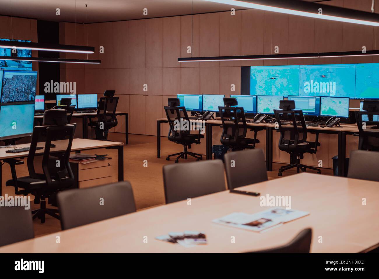 Empty security control room monitors hi-res stock photography and ...
