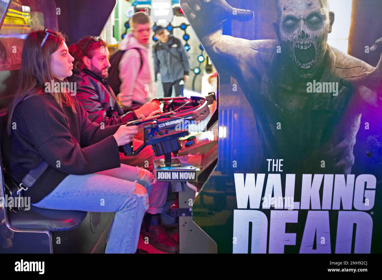 A games arcade in Brighton, England Stock Photo - Alamy