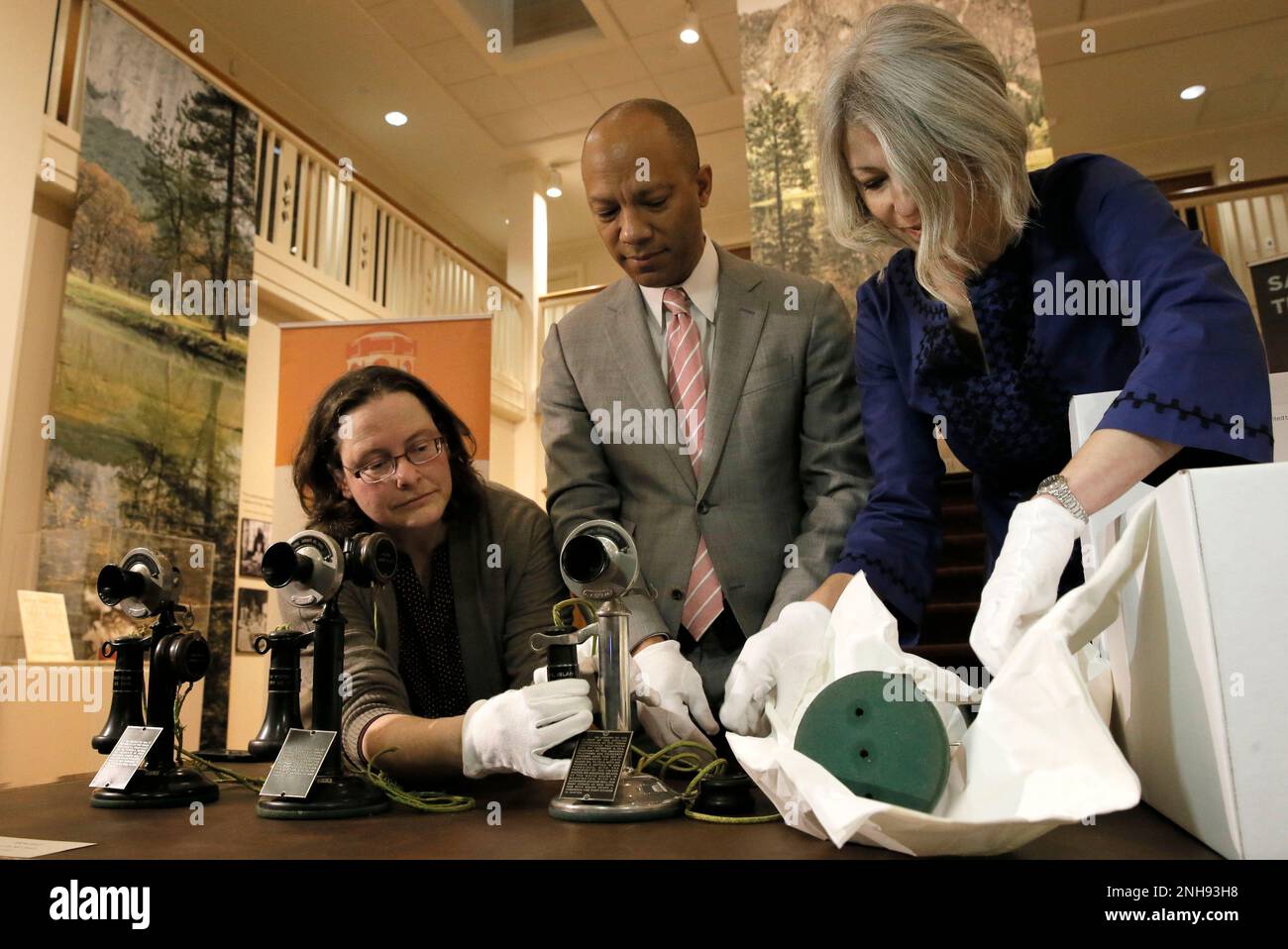 The phones used by (l tor) Thomas Watson, Alexander Graham Bell ...