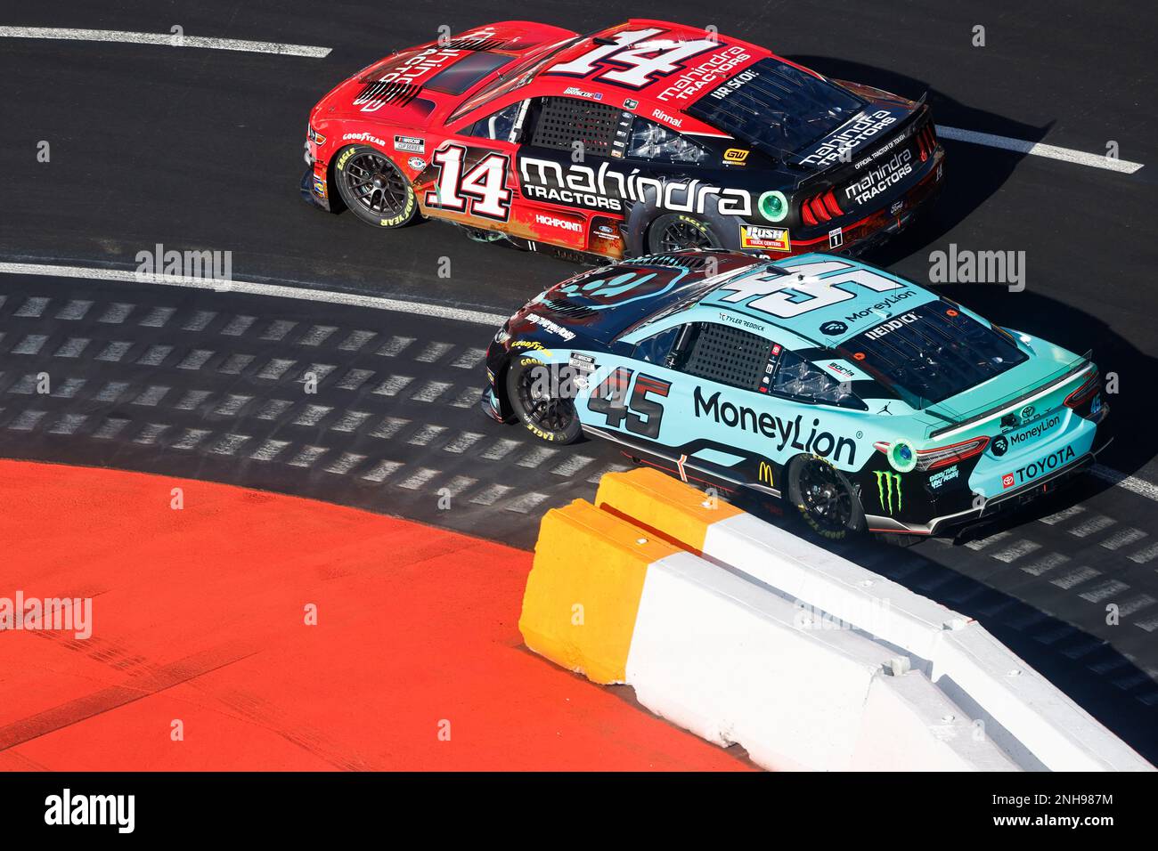 LOS ANGELES, CA - FEBRUARY 05: Chase Briscoe (#14 Stewart Haas Racing ...