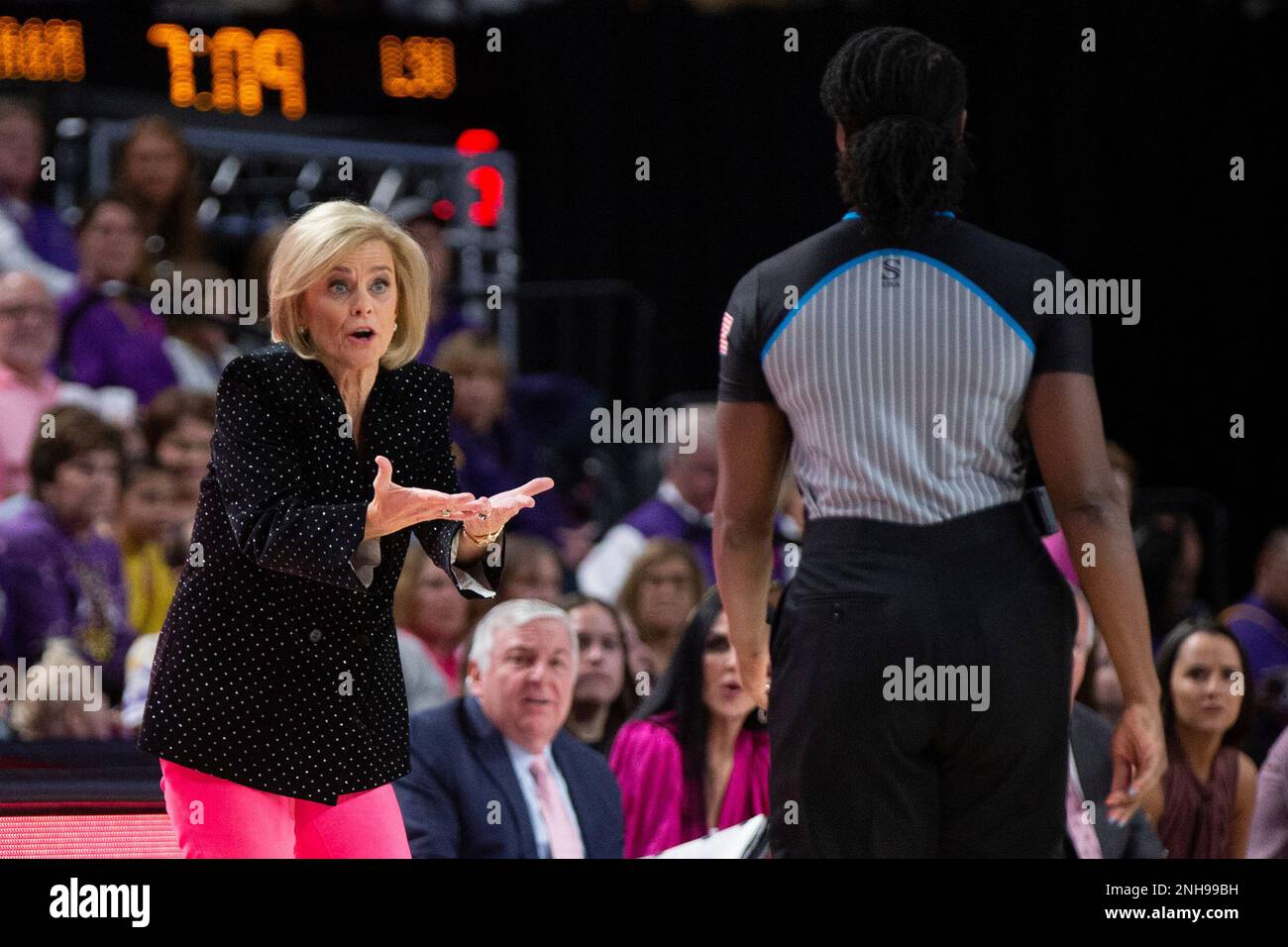 LSU's head coach Kim Mulkey argues with official, Demoya Pugh, in the ...
