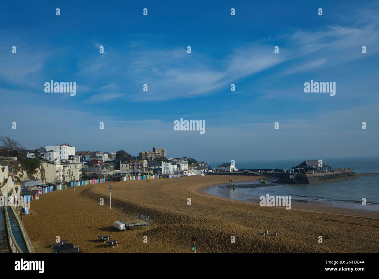 Viking activity hi-res stock photography and images - Alamy