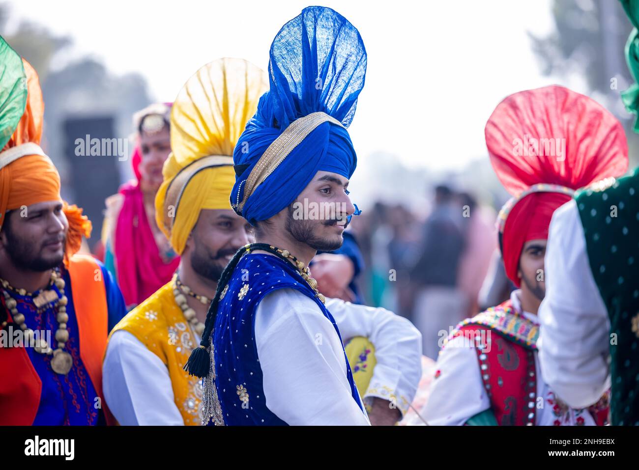 Punjabi Bhangra, Portrait of young sikh male in traditional punjabi ...