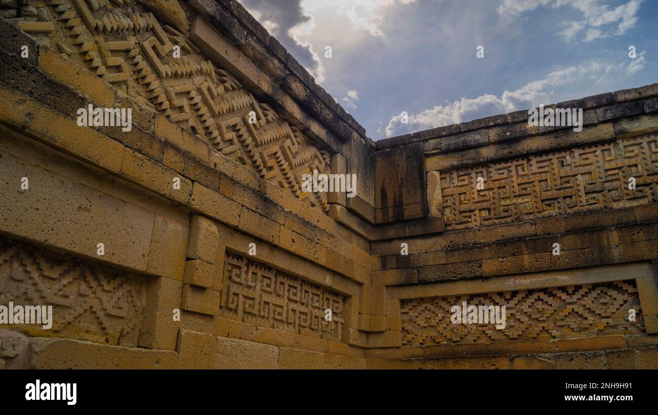 Pre hispanic stone carving hi-res stock photography and images - Alamy