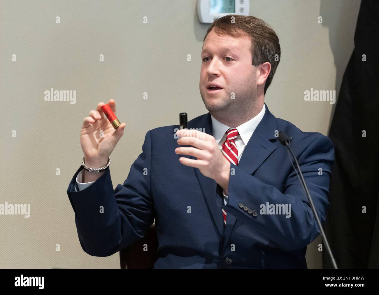 Firearms examiner Paul Greer describes shotgun shells during Alex ...