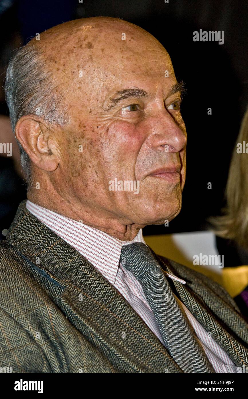 Jas gawronski hi-res stock photography and images - Alamy