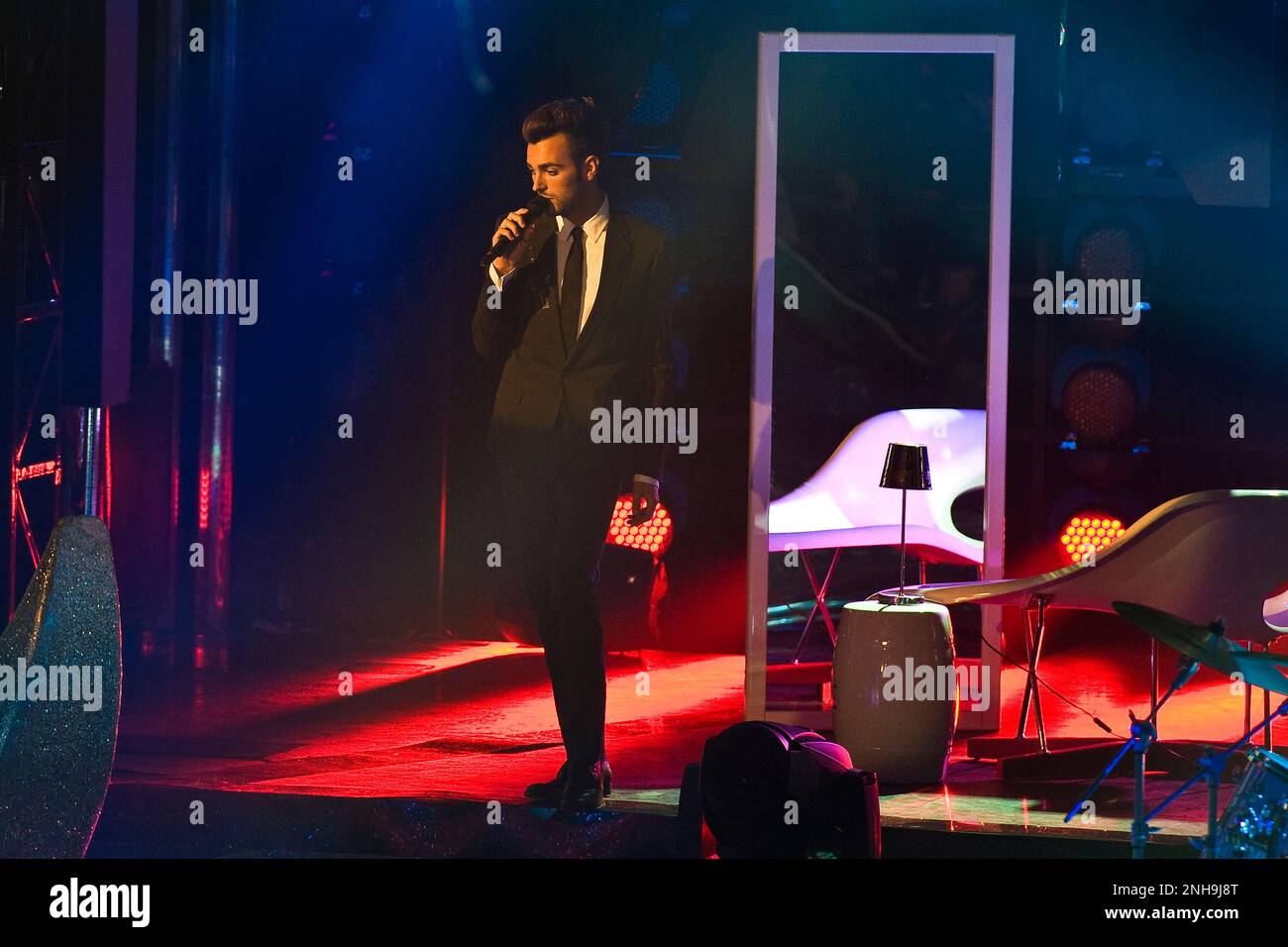 Marco mengoni 2010 hi-res stock photography and images - Alamy