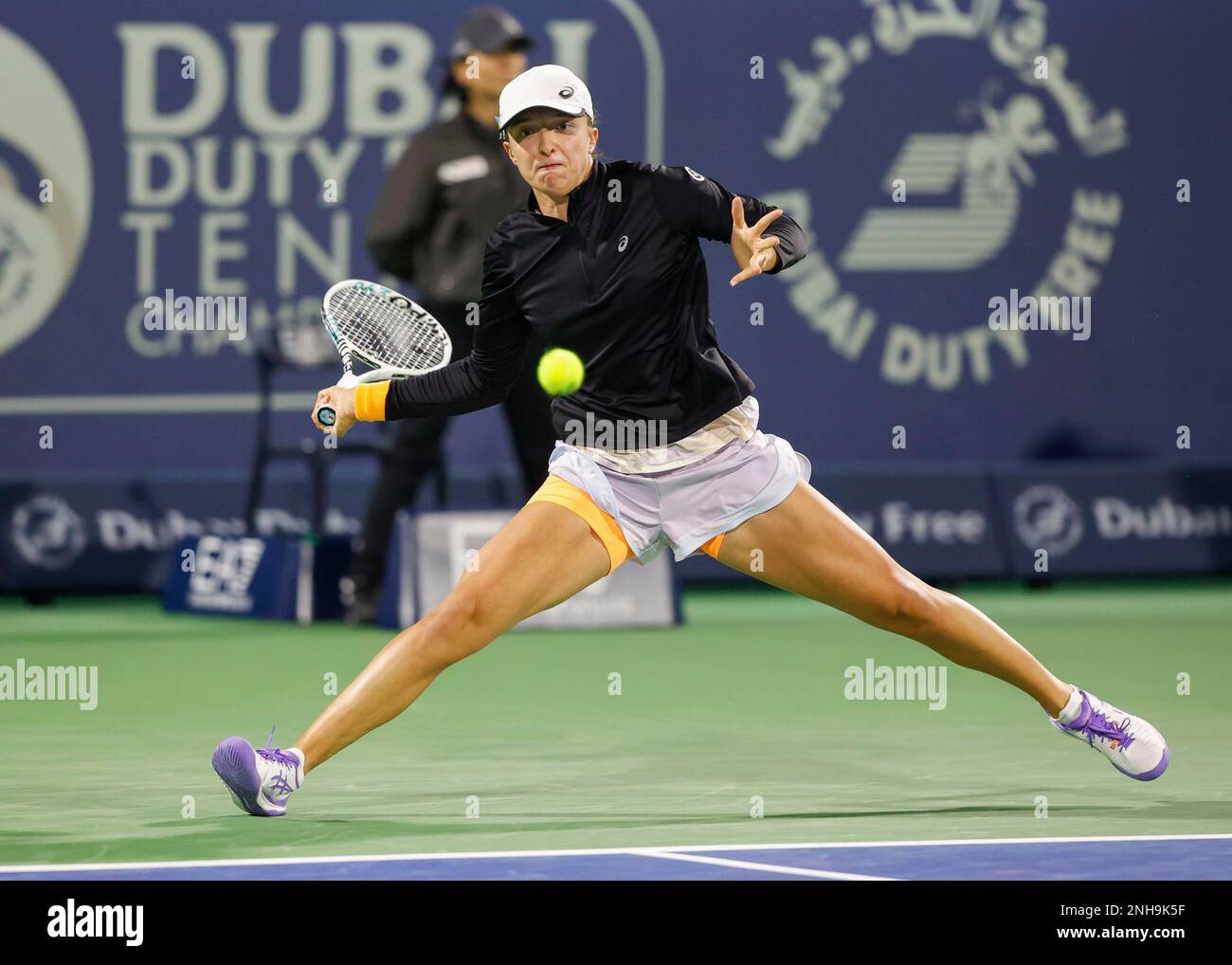 Dubai, UAE, 21st. Feb, 2023. Polish tennis player Iga Swiatek in action ...