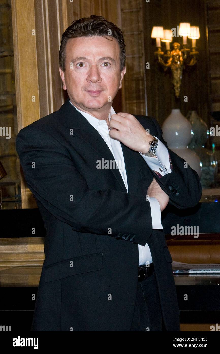 Enzo Ghinazzi alias Pupo Stock Photo - Alamy