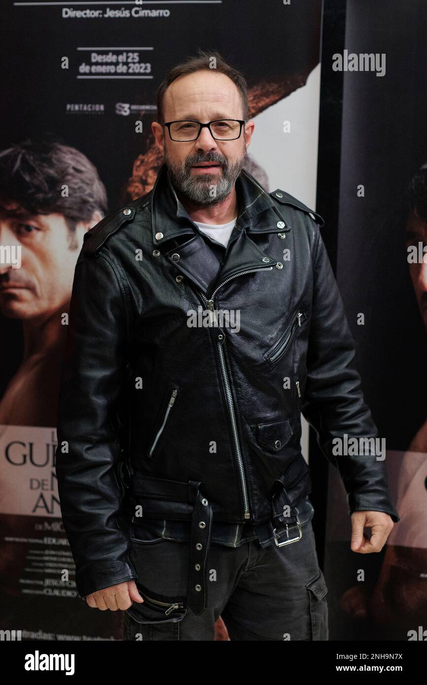 Actor Patxi Freytez poses at the photocall of 'Las guerras de nuestros ...