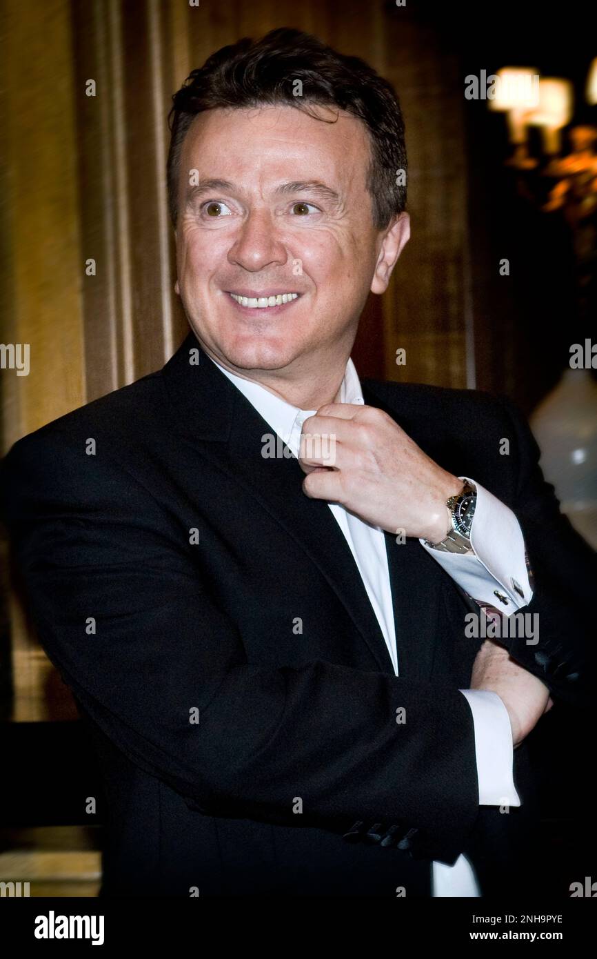 Enzo Ghinazzi alias Pupo Stock Photo - Alamy