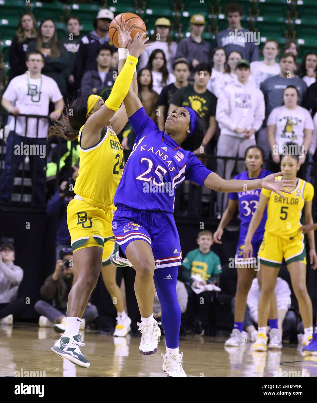 Baylor guard Sarah Andrews (24) reaches for a loose ball with Kansas ...