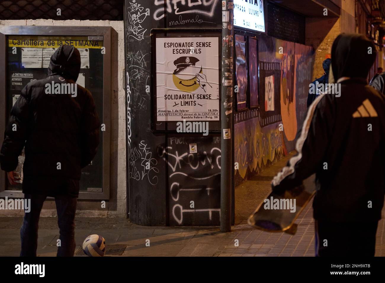 Thousands of people at the demonstration for the covert activity of an ...