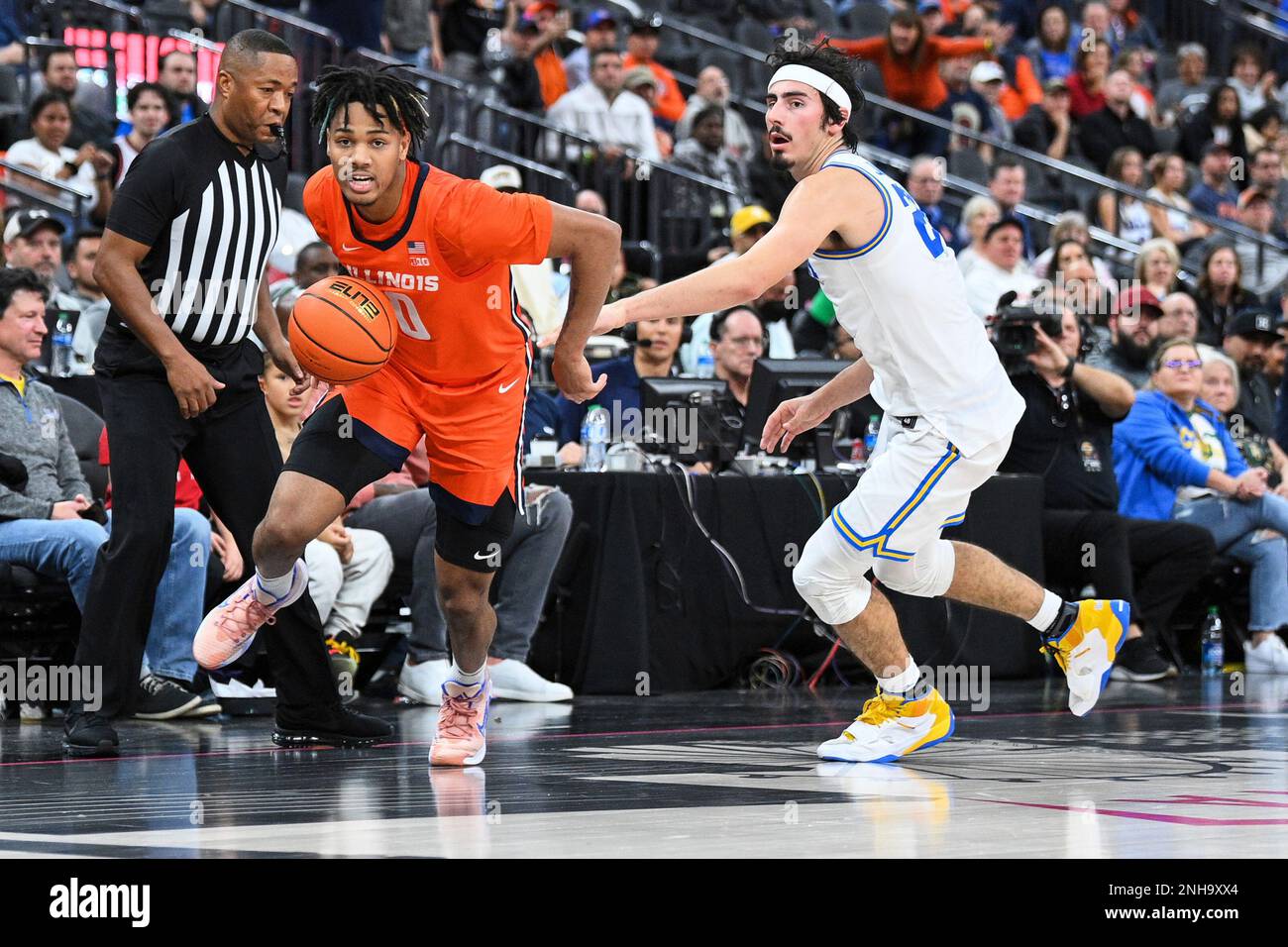 LAS VEGAS, NV - NOVEMBER 18: Illinois Fighting Illini guard Terrence ...