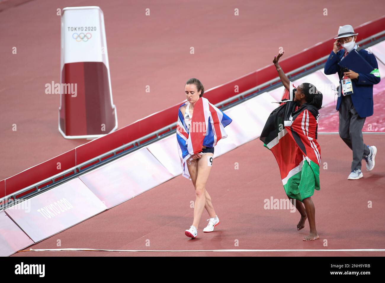 AUG 06, 2021 - Tokyo, Japan: Laura MUIR of Great Britain and Faith ...
