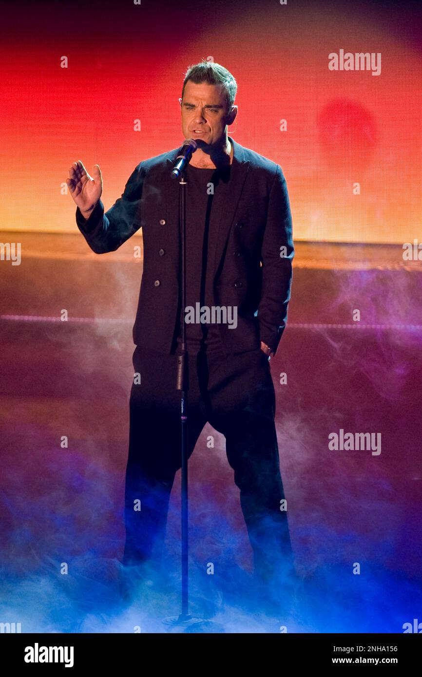 Robbie Williams, The Take That, Milan 2010 Stock Photo - Alamy
