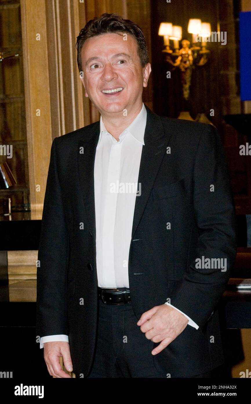 Enzo Ghinazzi alias Pupo Stock Photo - Alamy