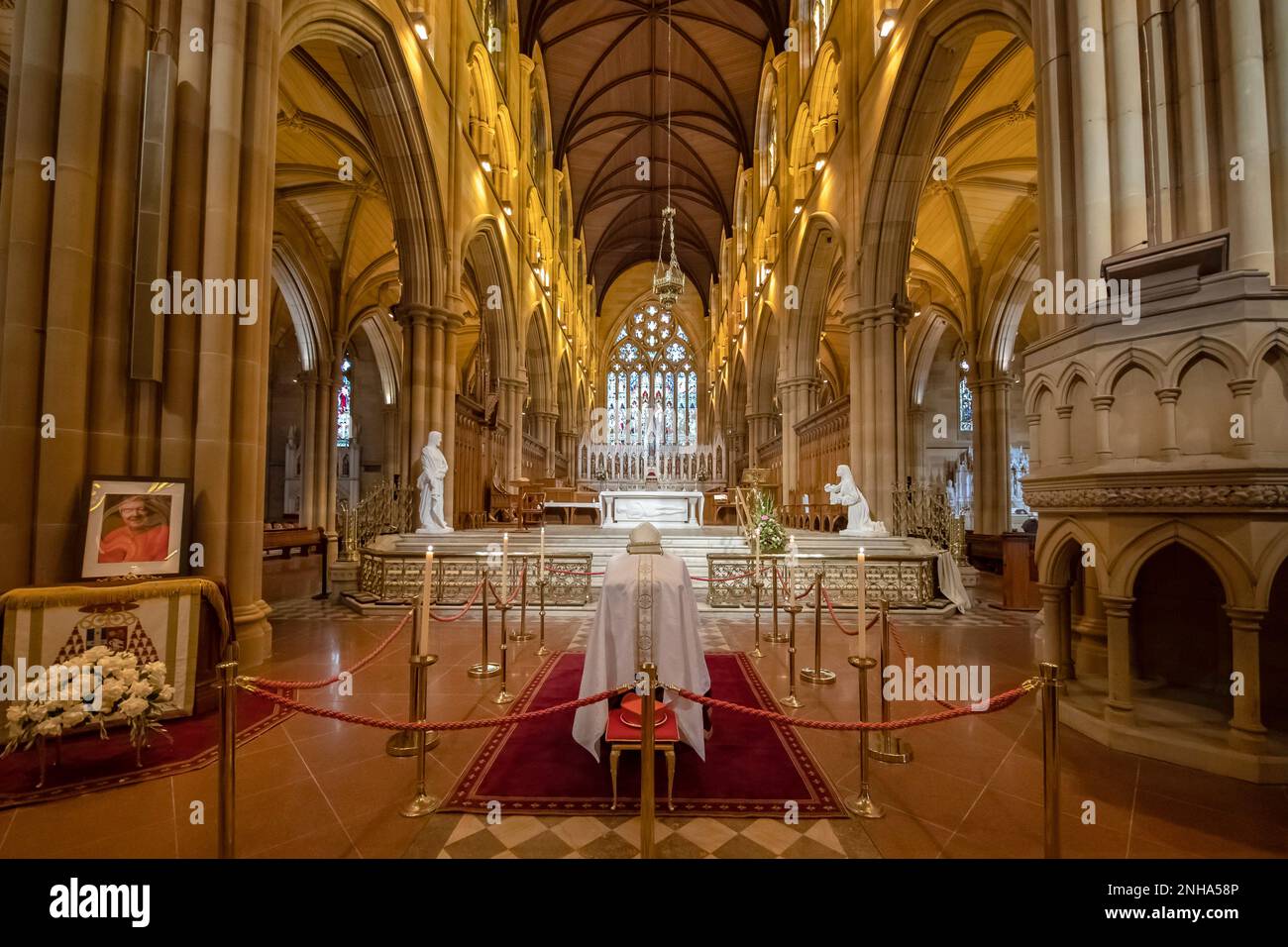 The coffin of Cardinal George Pell lays in state at St. Mary's ...