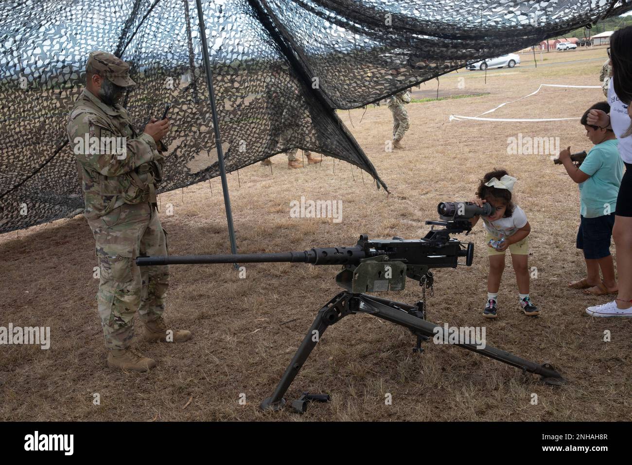 A U.S. Army Soldier assigned to the 325th Brigade Support Battalion ...