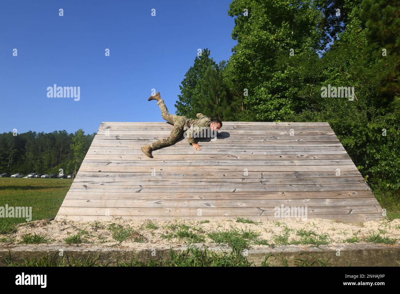 2nd battalion 218th field artillery regiment hi-res stock photography ...