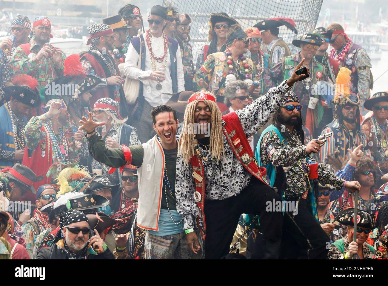 The Jose Gasparilla pirate ship carries members of Ye Mystic Krewe of ...