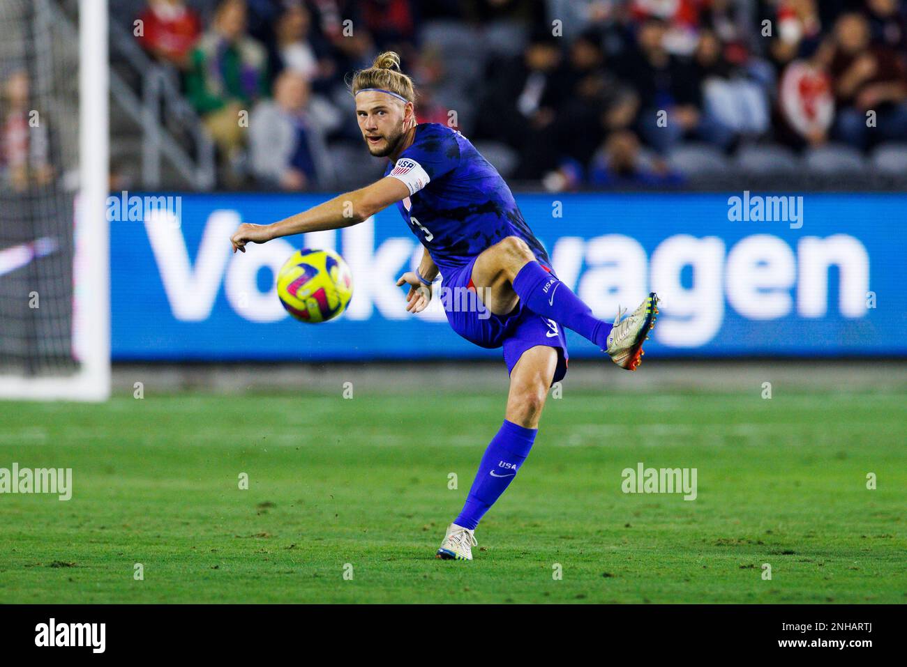 LOS ANGELES, CA - JANUARY 25: USA defender Walker Zimmerman (3) during ...