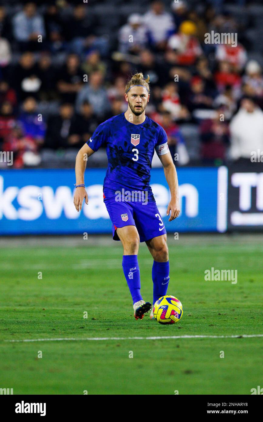 LOS ANGELES, CA - JANUARY 25: USA defender Walker Zimmerman (3) during ...