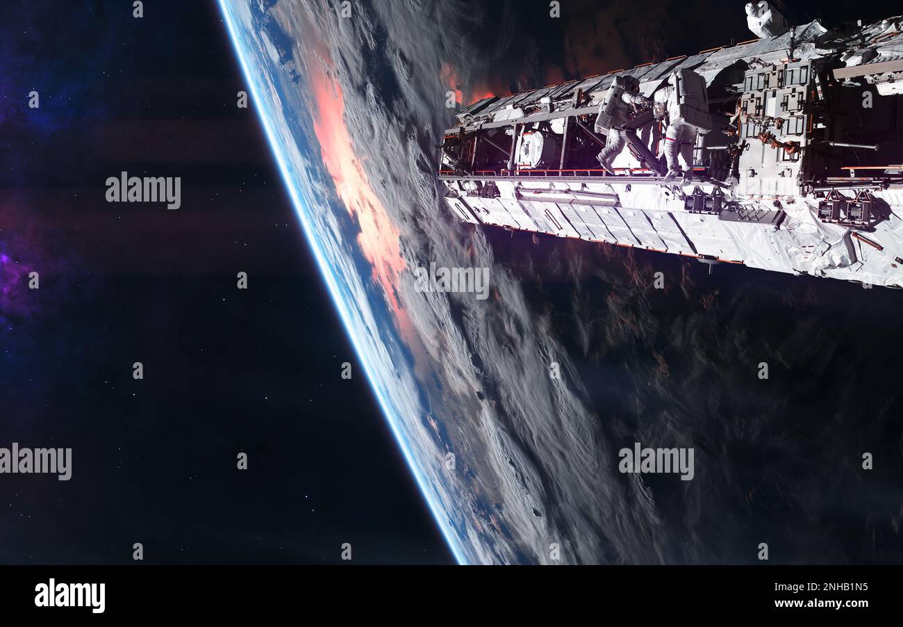 Satellite earth station night hi-res stock photography and images - Alamy