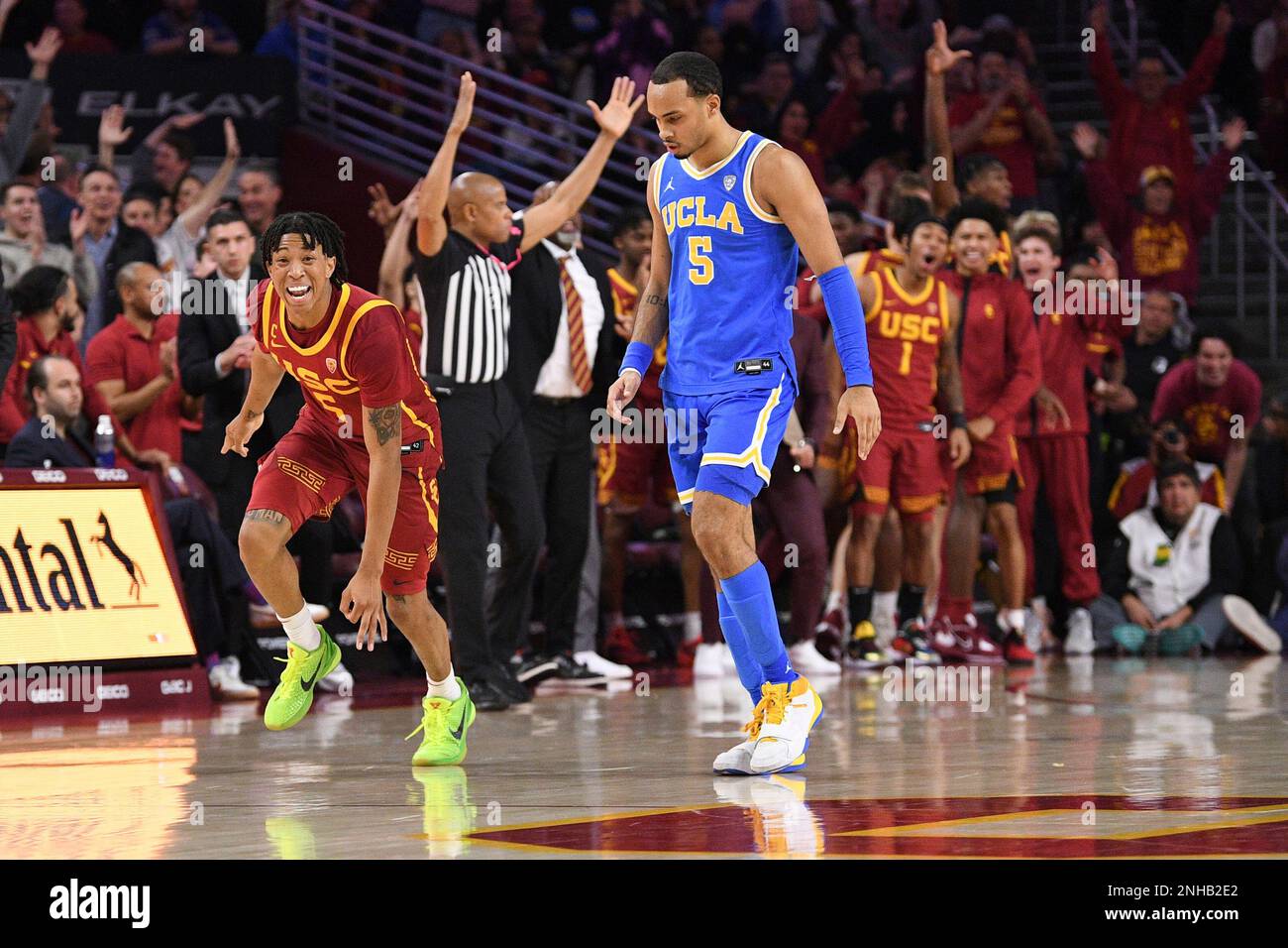 LOS ANGELES, CA - JANUARY 26: USC Trojans guard Boogie Ellis (5 ...