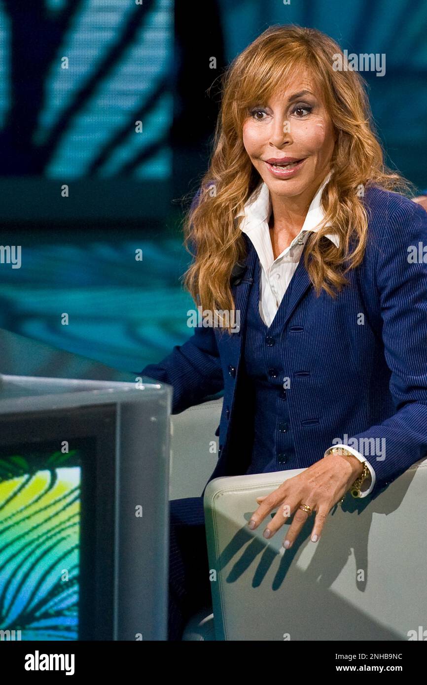 Daniela Zuccoli Bongiorno, Television show 'Che tempo che fa', RAI 3 ...