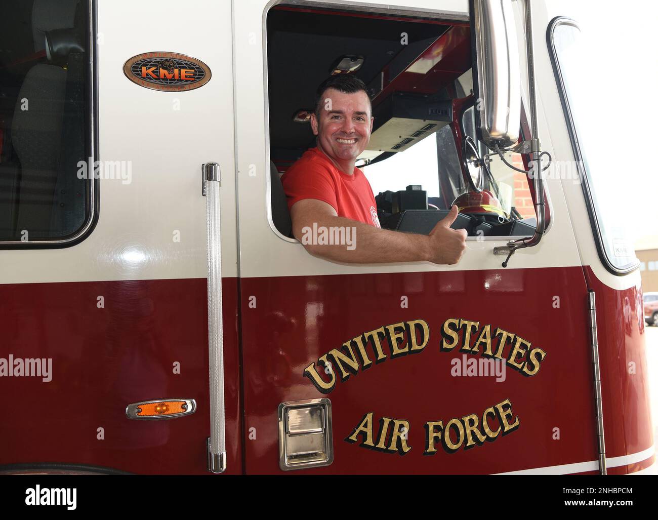 U.S. Air Force Col. Gene Jacobus, 100th Air Refueling Wing commander ...