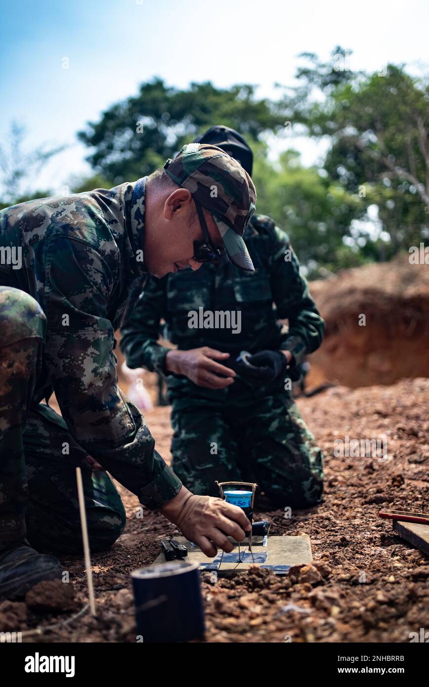 Royal Thai Armed Forces PO1 Supachai Saungka, a Thailand Mine Action ...