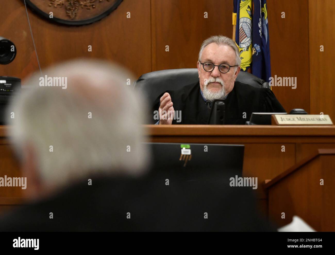 Judge Anthony Milisauskas, right, makes ruling on witness David ...