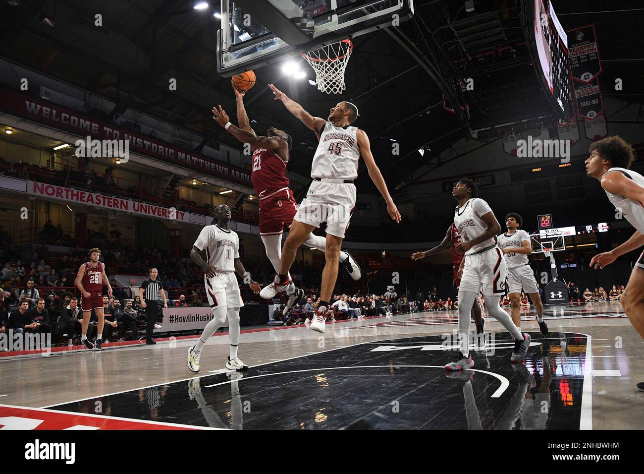 BOSTON, MA - JANUARY 21: Charleston Cougars guard Jaylon Scott (21 ...