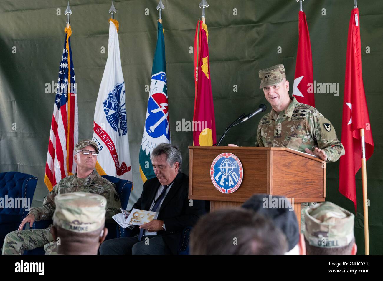 220728-A-FV109-1046 CHAMBERSBURG, Pa. Maj. Gen. Todd Royar, commanding ...