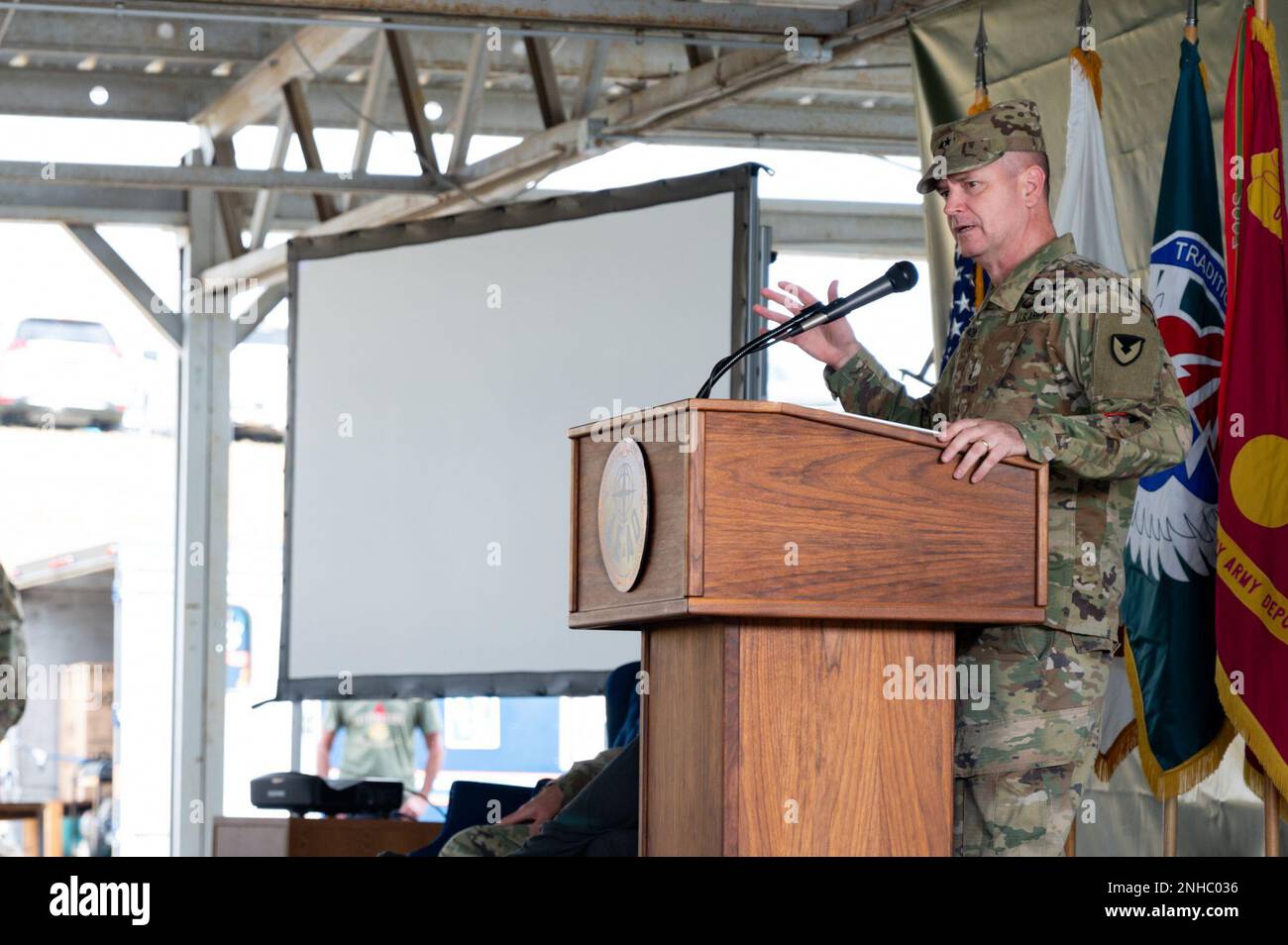220728-A-JT832-2032 CHAMBERSBURG, Pa. Maj. Gen. Todd Royar, commanding ...